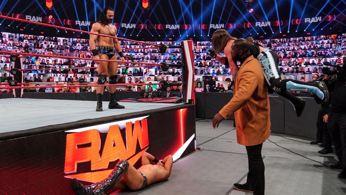 WWE averages 1.741 million viewers for 11/30 RAW, down from last week