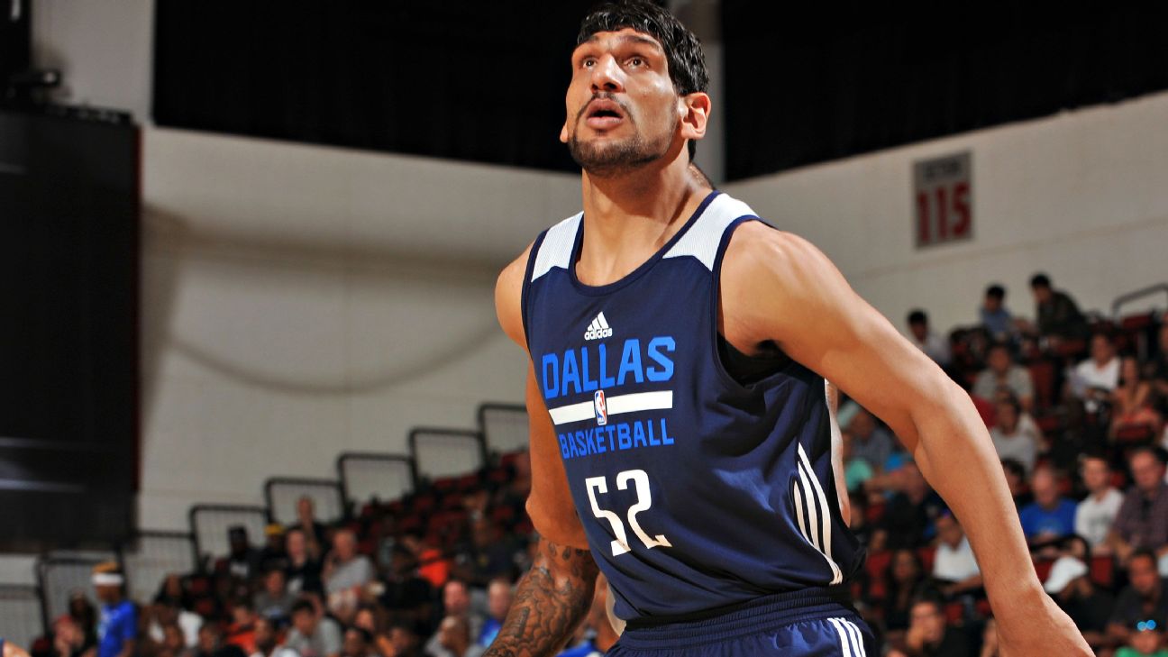 Satnam Singh signs with AEW