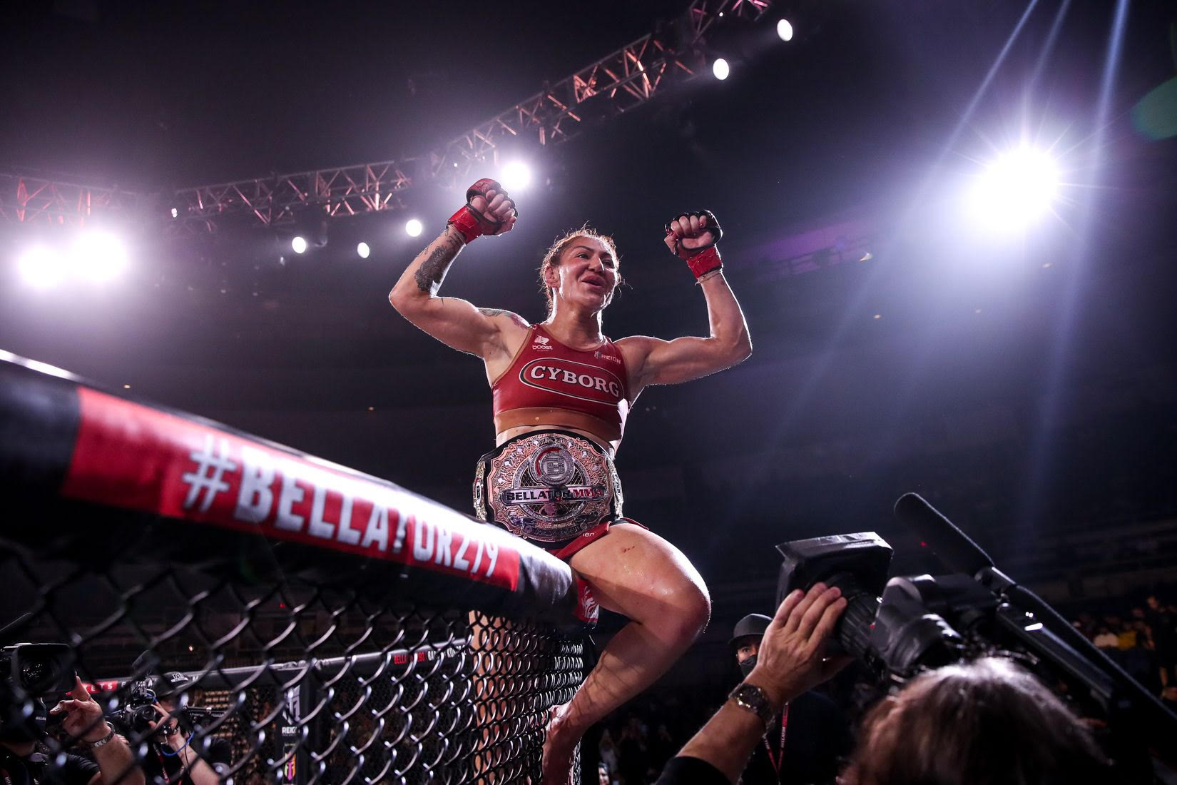 Bellator 279: Cris Cyborg retains title, Raufeon Stots wins interim title