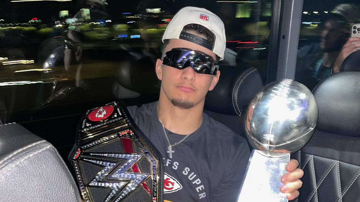 POLLOCK'S NEWS UPDATE: WWE publicity from Super Bowl