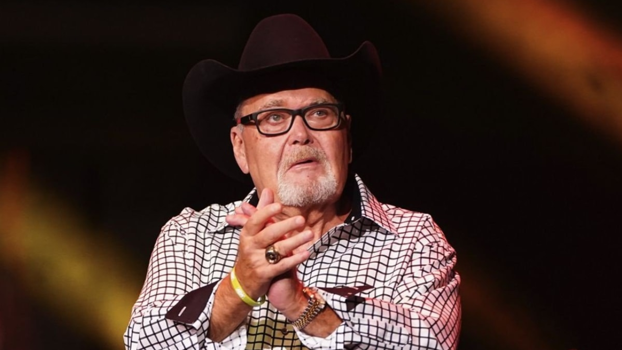 Jim Ross signs new contract to remain with AEW