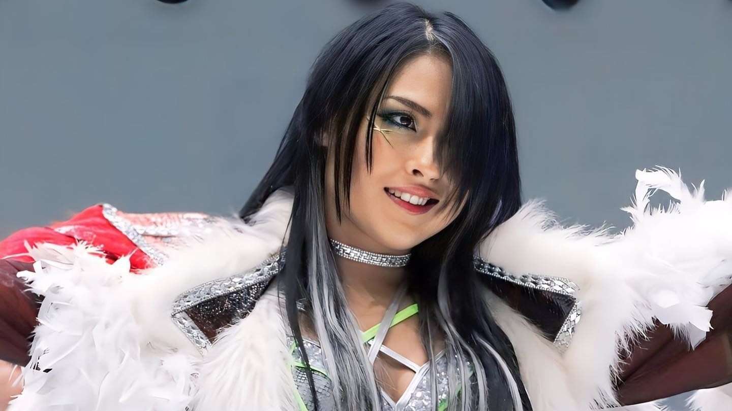 Giulia states that she'll make an announcement about her future when ...