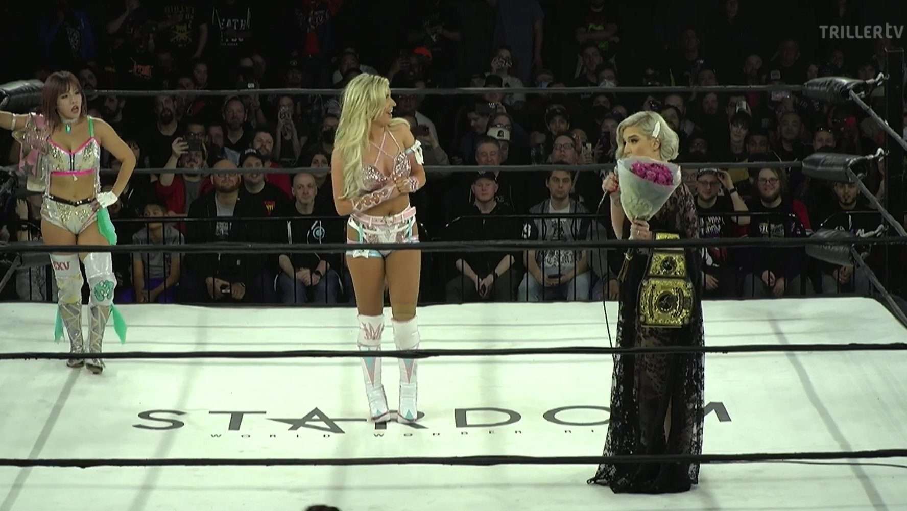 Toni Storm appears at STARDOM American Dream, tells Mina Shirakawa the 'forbidden door' is ...