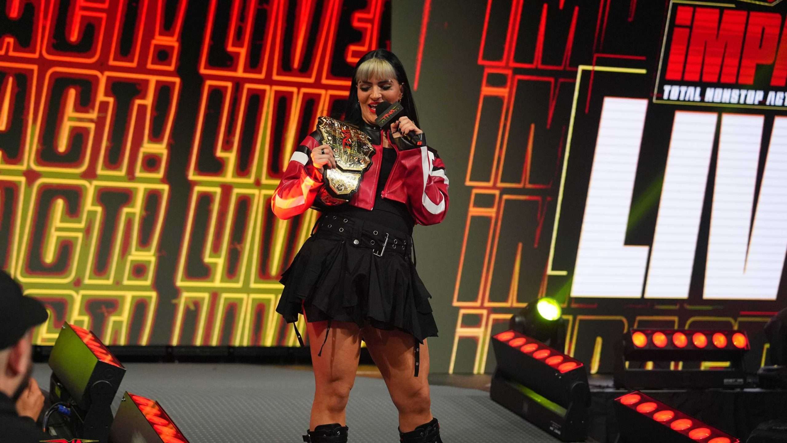 Steph De Lander announces wrestling comeback after two years - POST ...