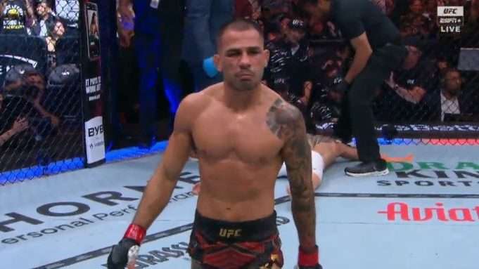 UFC 317 results: Alexandre Pantoja taps out Kai Kara-France to extend ...