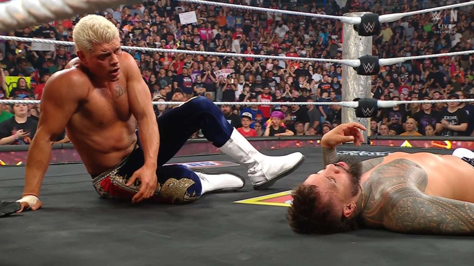 WWE Raw results: Cody Rhodes takes down Jey Uso in 20-minute battle ...