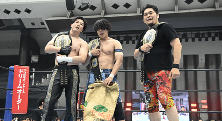 Family plan 2 aznude incall was a pleasant upscale setting.