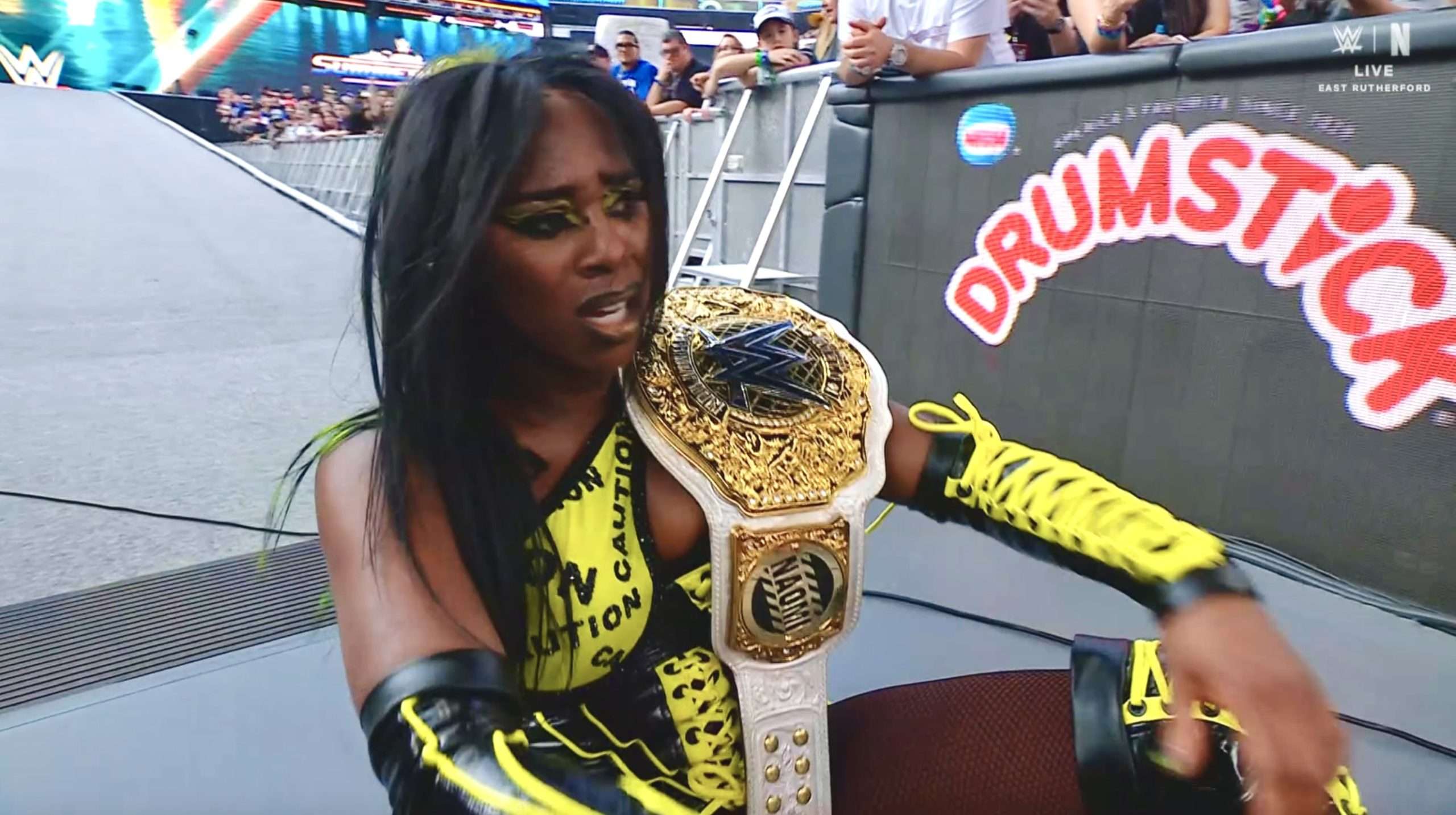 Naomi retains World Title in SummerSlam Sunday opening match