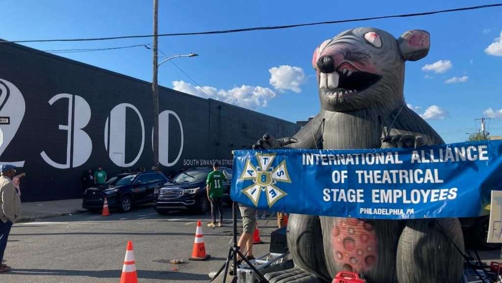 Stagehand union keeps pressure on 2300 Arena for second week of AEW ...