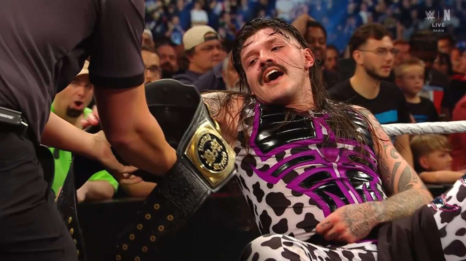 WWE Raw results: Dominik Mysterio retains IC title against AJ Styles ...